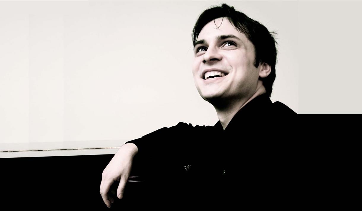 Ukrainian and Russian pianists to share concert stage in Leamington ...
