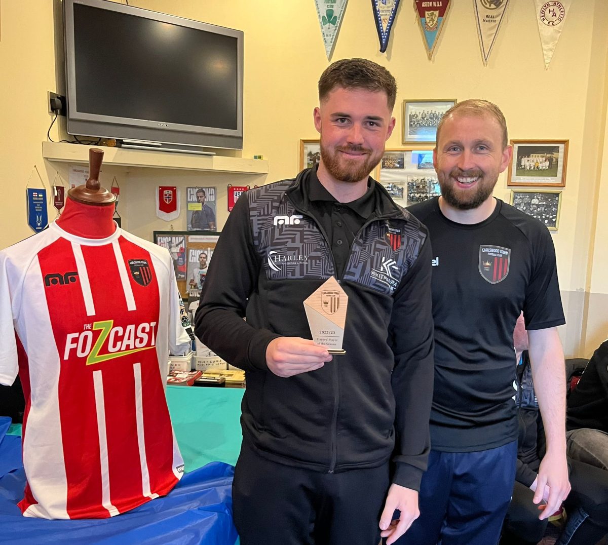 FOOTBALL - Bridges and Kinsey scoop Earls' end of season awards - The ...