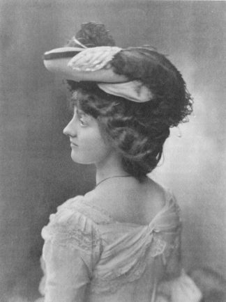 Blue Plaque commemorates the Leamington resident who inspired the Rolls ...